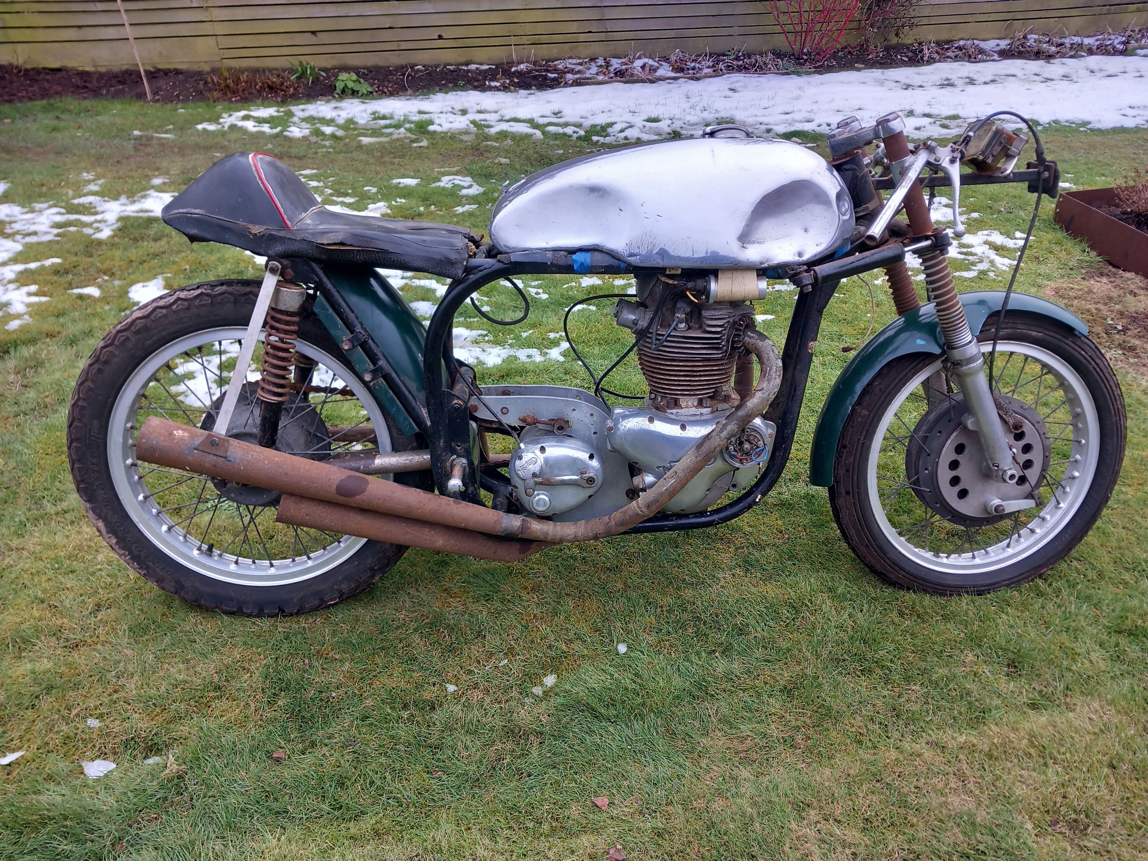 Bonhams Cars : c.1959 Norton 745cc Featherbed / Commando Racing ...