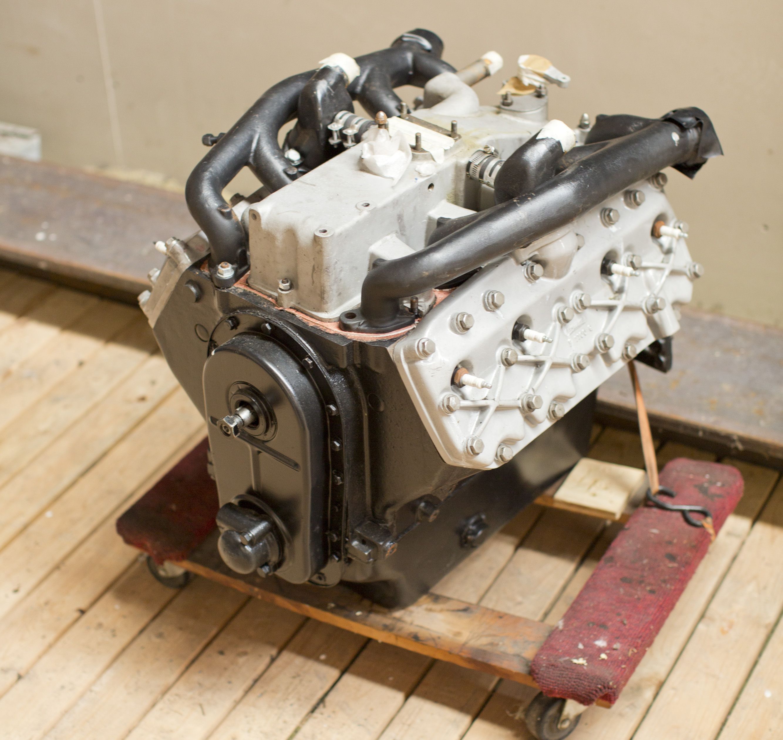 Bonhams Cars : CIRCA 1937 CORD 810/812 ENGINE