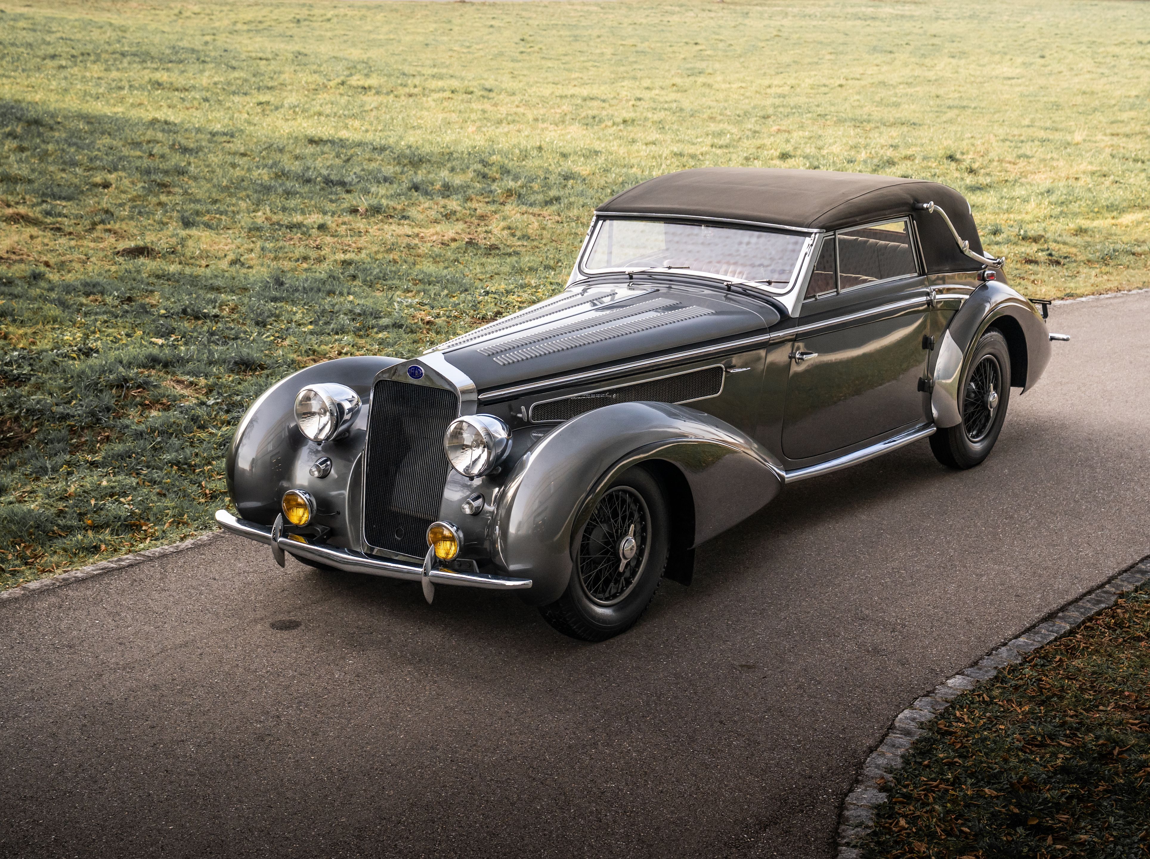 Bonhams Cars : 1938 Delage D8-120 Cabriolet Chassis no. 51 757 Engine ...