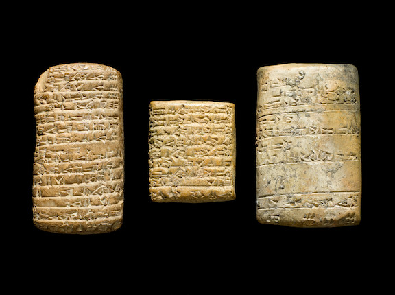 Bonhams : Three Sumerian cuneiform inscribed clay tablets 3