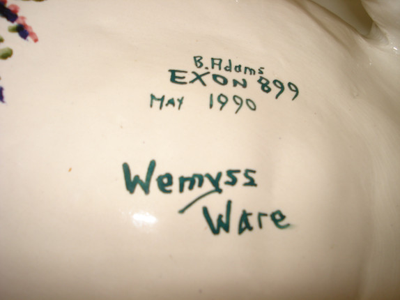 Bonhams : A Wemyss pig by Brian Adams 'Cabbage Roses'