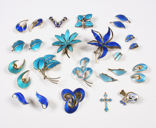 Bonhams : A collection of Scandinavian enamel jewellery By various makers,