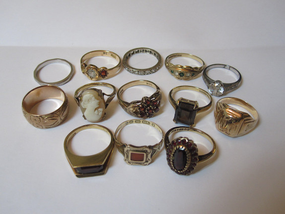 Bonhams : A collection of thirteen rings