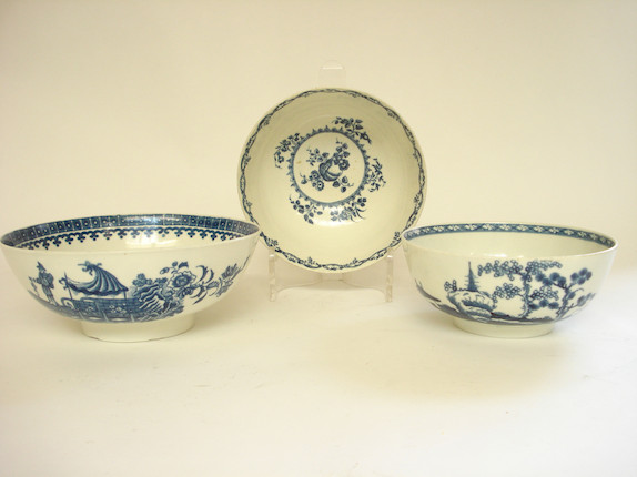 Bonhams : Three Worcester slop bowls Circa 1770