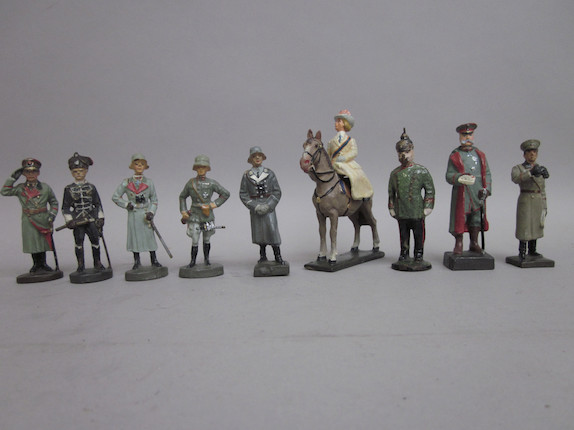 Bonhams : Elastolin/Lineol 70mm Personality Figures and Officers 9