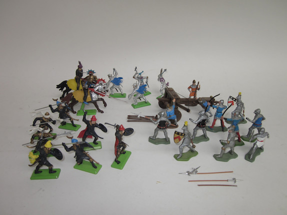 Bonhams : Britains plastic Swoppet Knights 46