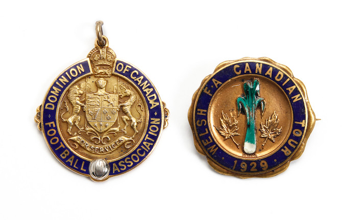 Bonhams : 1929 Welsh F.A tour of Canada medals, squad photograph and ...
