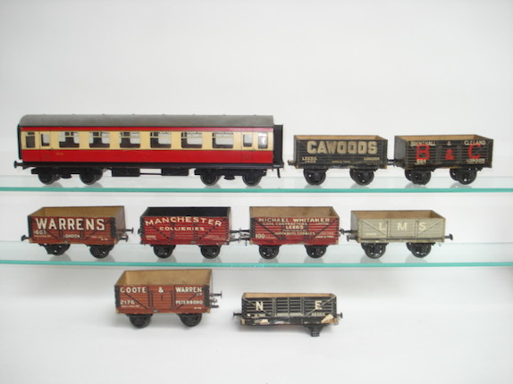 Bonhams Bassett Lowke 1100 1st Class Br Coach And Leeds Private Owner Wagons 10