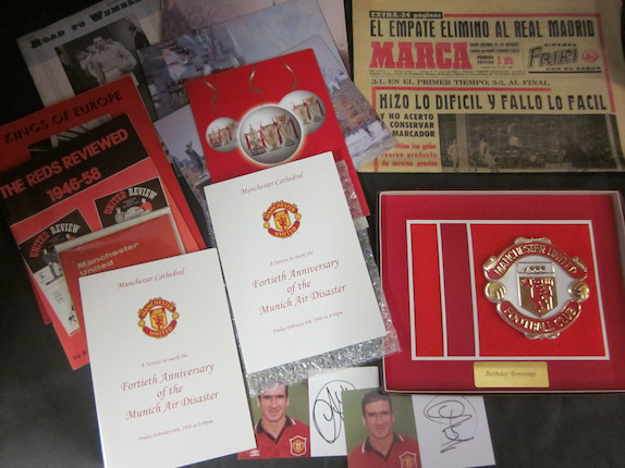 Bonhams : A collection of Manchester United items including 1999 team ...