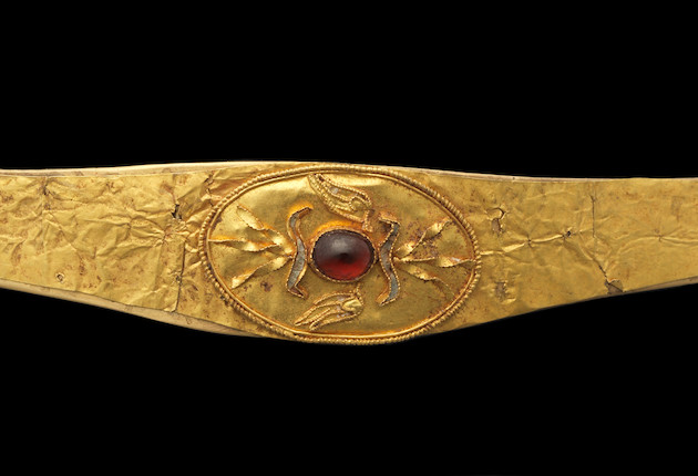Bonhams : A Hellenistic gold diadem
