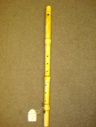 Bonhams : A one key ivory Flute circa 1850 (1)