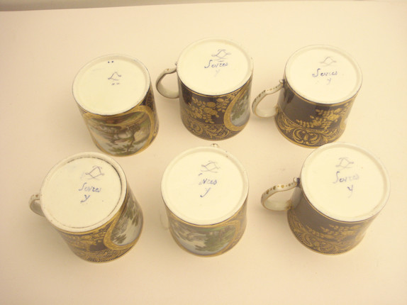 Bonhams : A Sèvres porcelain tea set Circa 1776