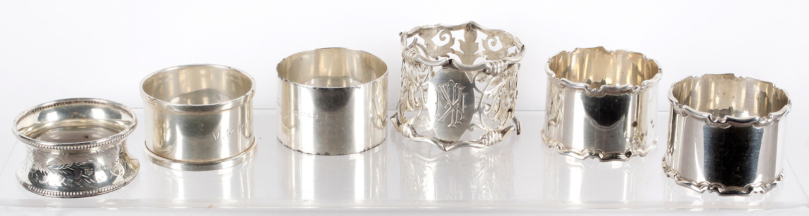Bonhams : Pair of silver pepperettes