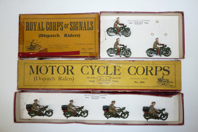 Bonhams : Britains Motorcycle Dispatch Riders 7