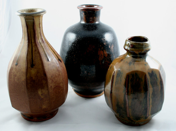 Bonhams : A collection of British studio pottery