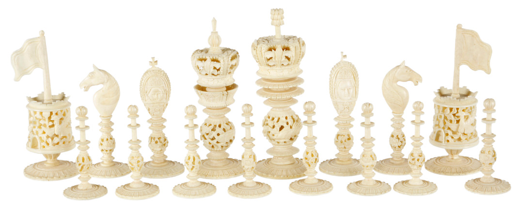 Bonhams : An Indian ivory chess set Late 19th/early 20th century