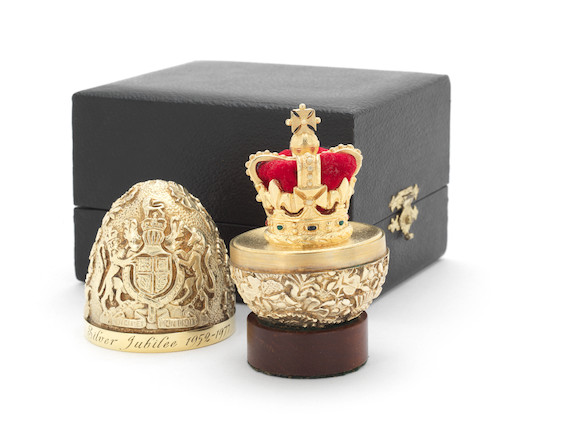Bonhams : STUART DEVLIN Four silver and silver-gilt surprise eggs (4)