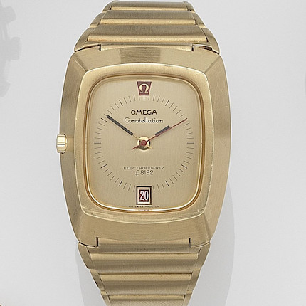 Bonhams : Omega. An 18ct gold quartz calendar bracelet watch ...
