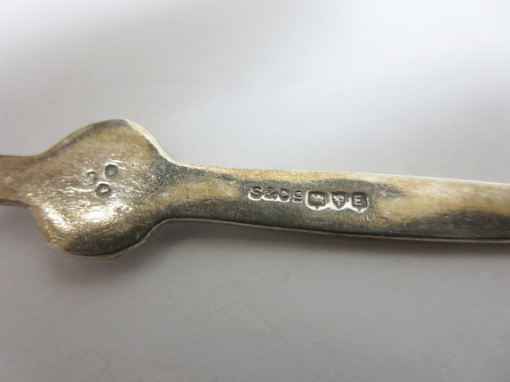 Bonhams : Iona; A collection of eight silver spoons five by Alexander ...