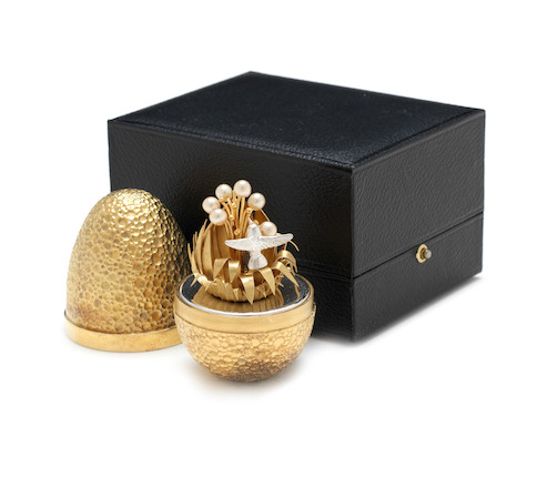 Bonhams : STUART DEVLIN three silver and silver-gilt cased novelty ...