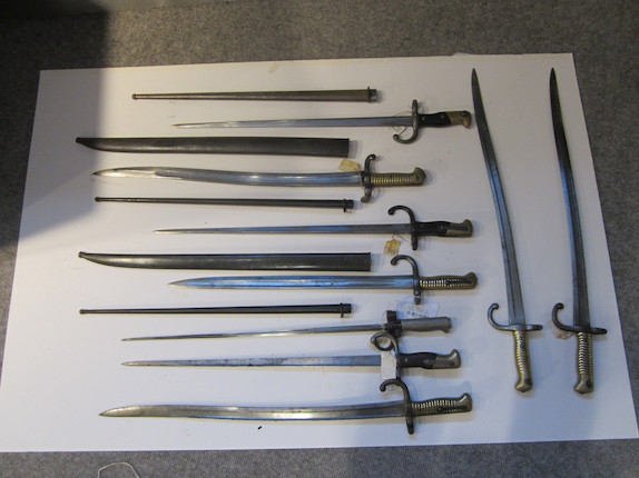 Bonhams : A collection of French bayonets,