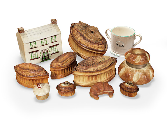 Bonhams : A collection of kitchenalia (11)