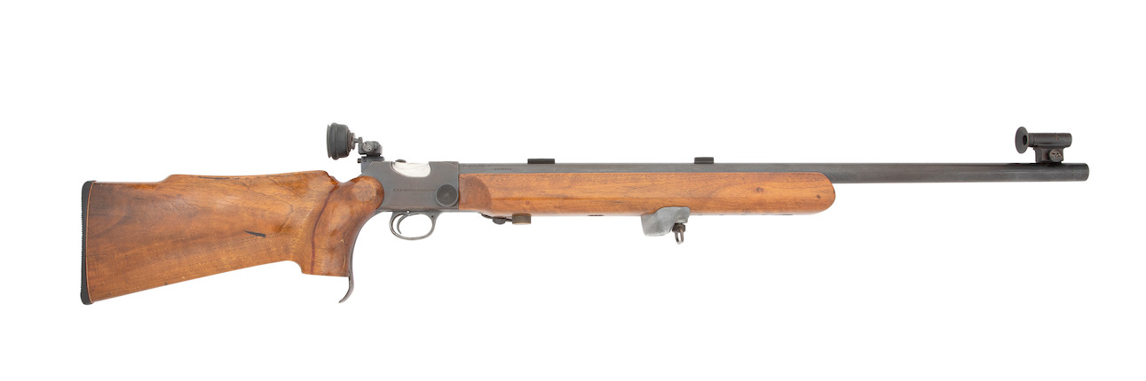 Bonhams : A .22 (L.R.) 'Martini-international Mk.II' single-shot take ...