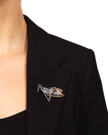 Bonhams : DIAMOND CRICKET BROOCH
