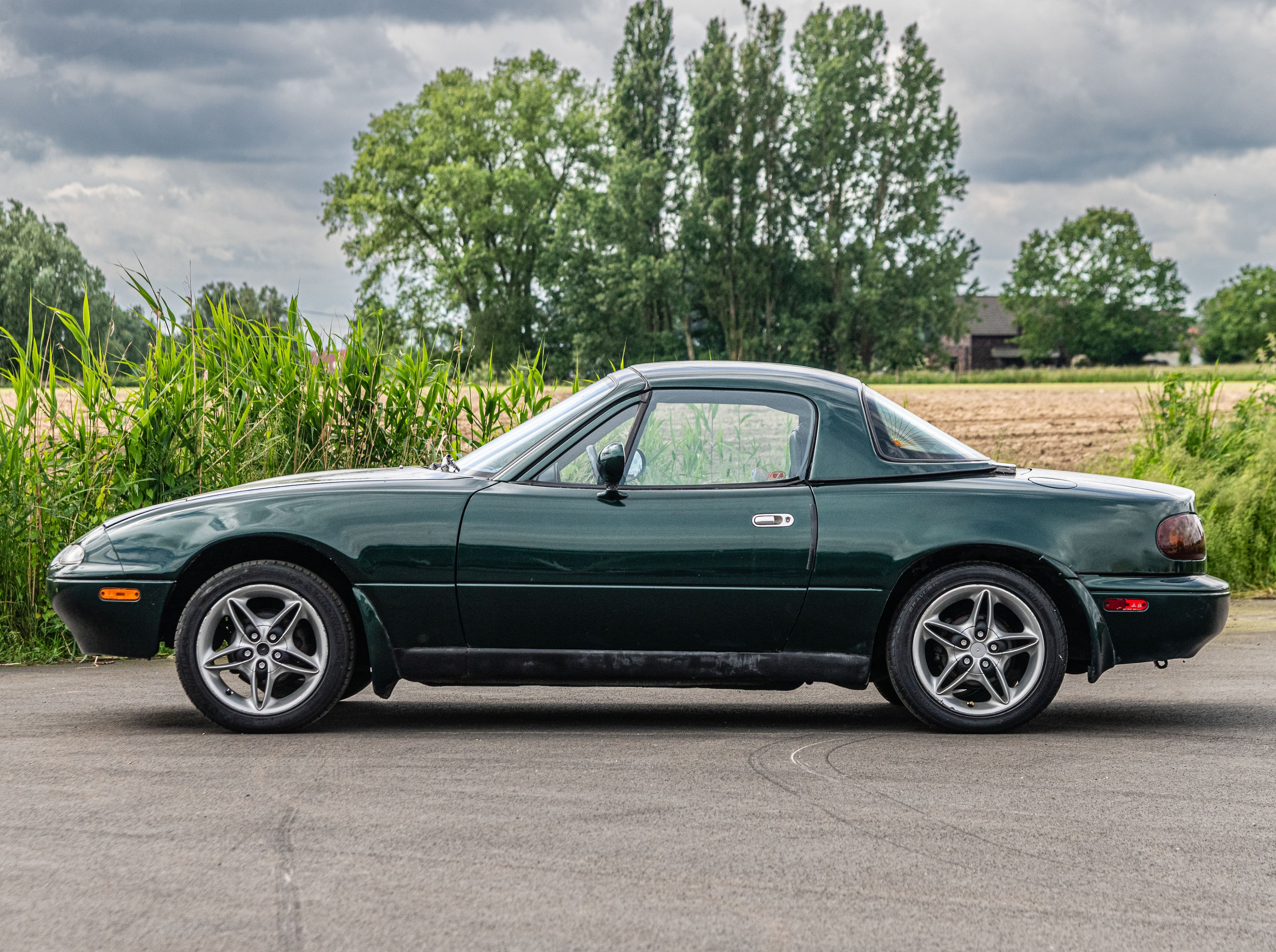 Bonhams Cars : 1991 Mazda MX-5 Chassis no. JM1NA3521L0157118