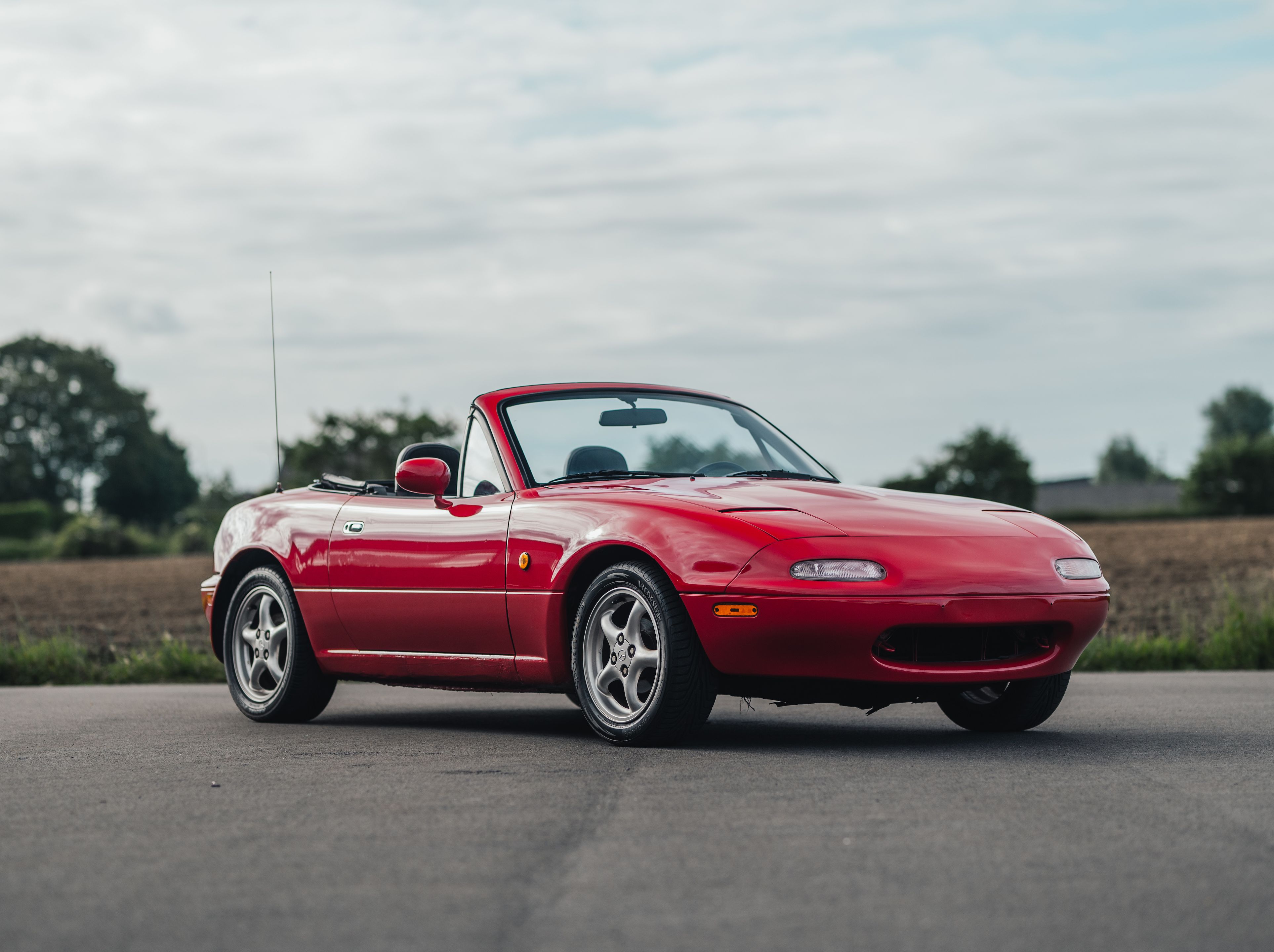 Bonhams Cars : 1991 Mazda MX-5 Chassis no. JMZNA18B200115582