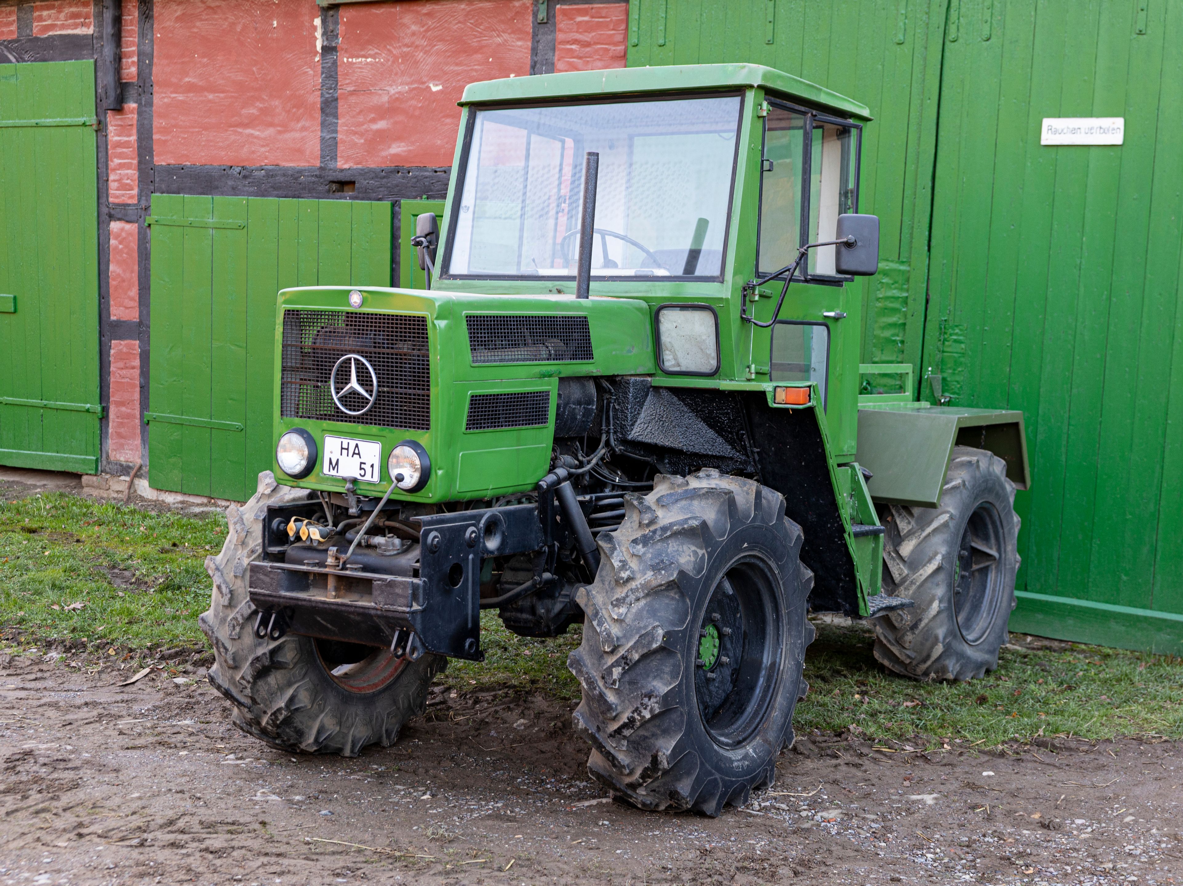 Bonhams Cars : 1975 Mercedes-Benz MB Tractor 65/70 Series 440