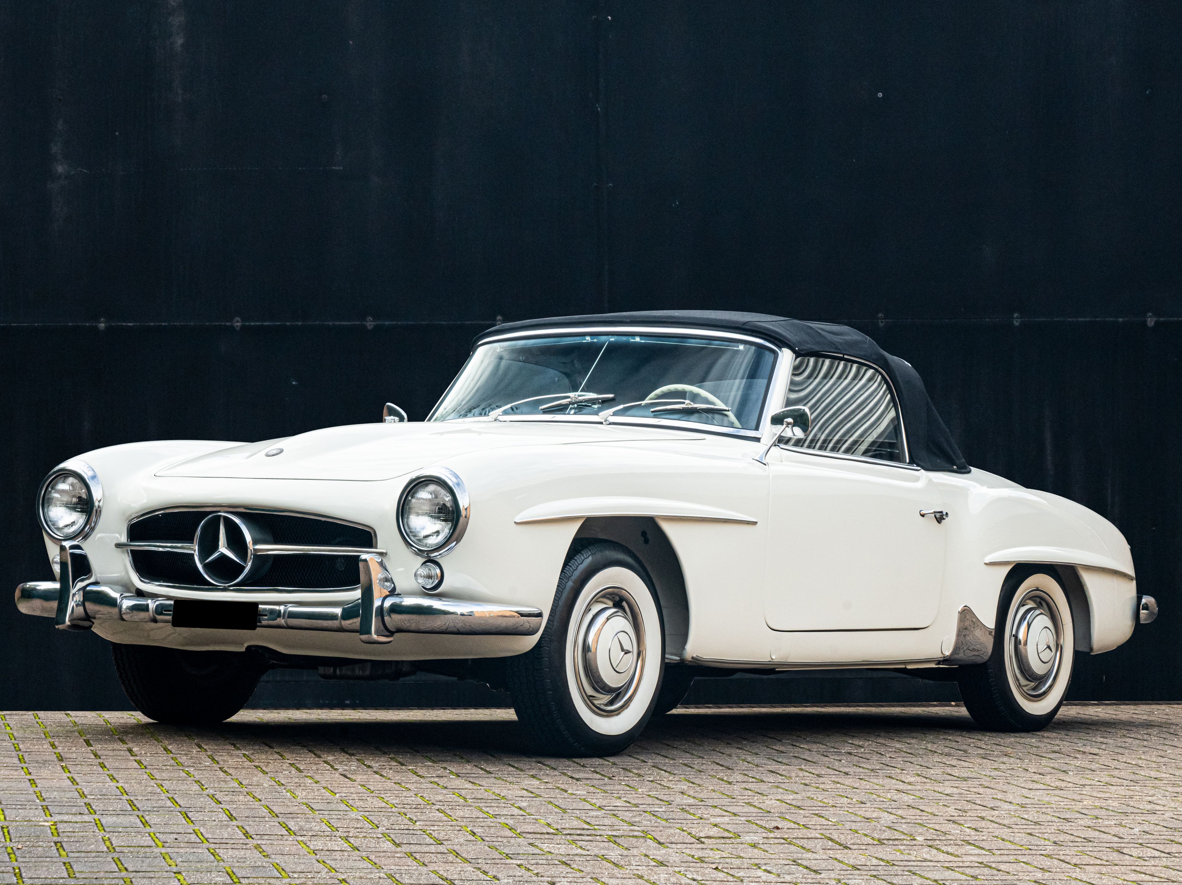 Bonhams Cars : 1960 Mercedes-Benz 190 SL Roadster Chassis no. 121040-10-019155