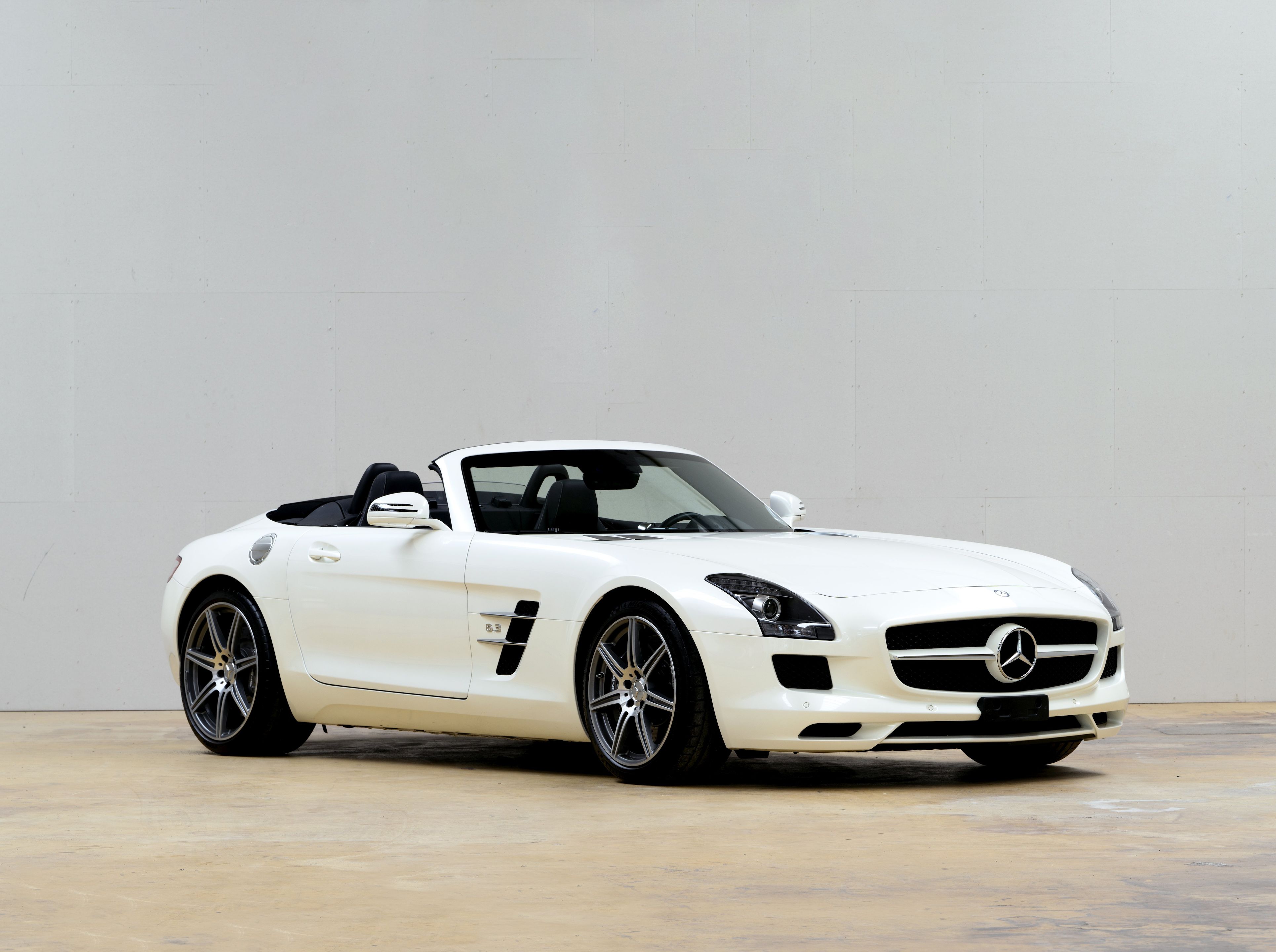 Bonhams Cars : 2013 Mercedes-Benz SLS AMG Roadster Chassis no ...