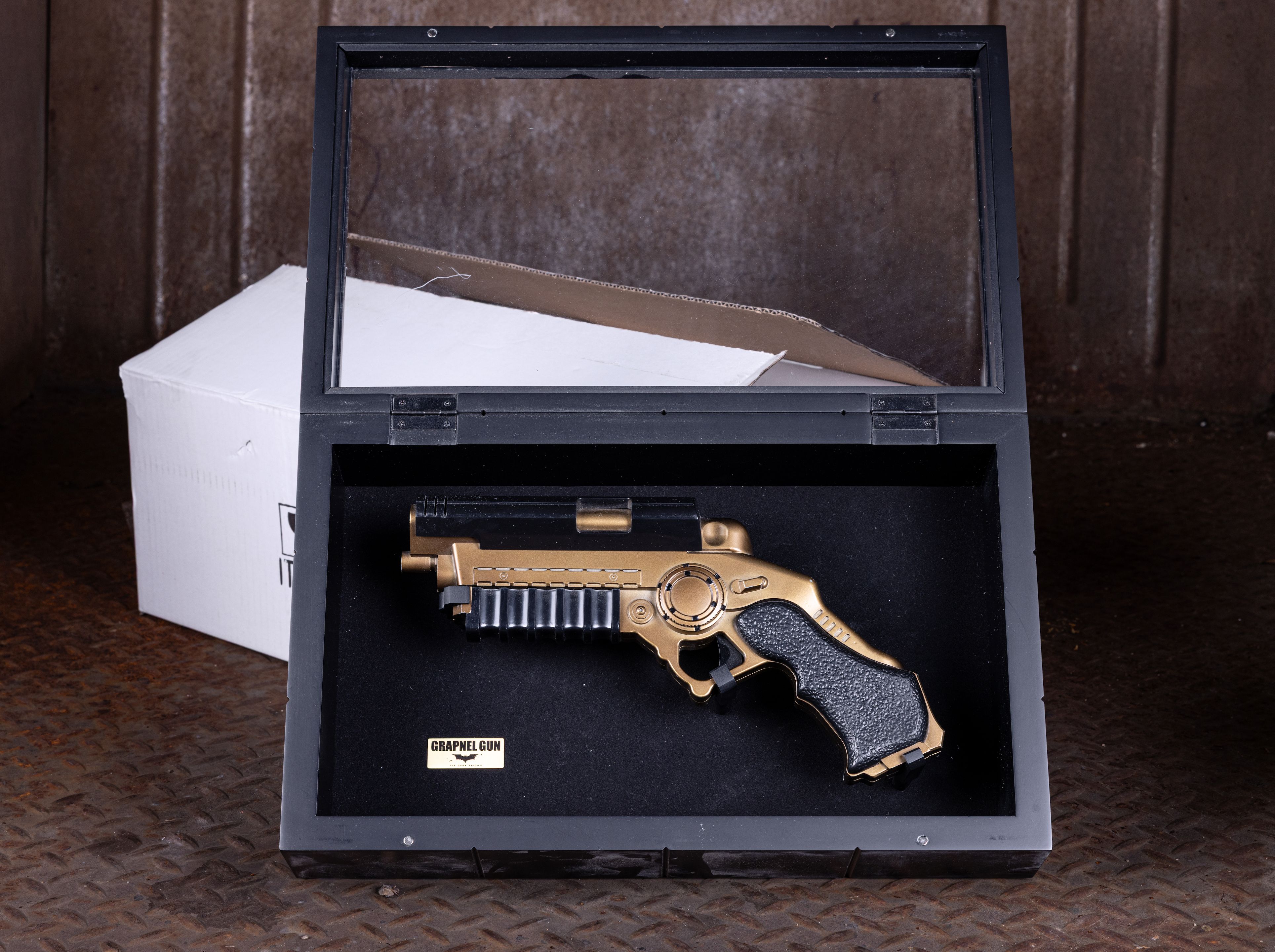 Bonhams Cars : A 1/1 Scale Grapnel Gun replica - Batman The Dark Knight