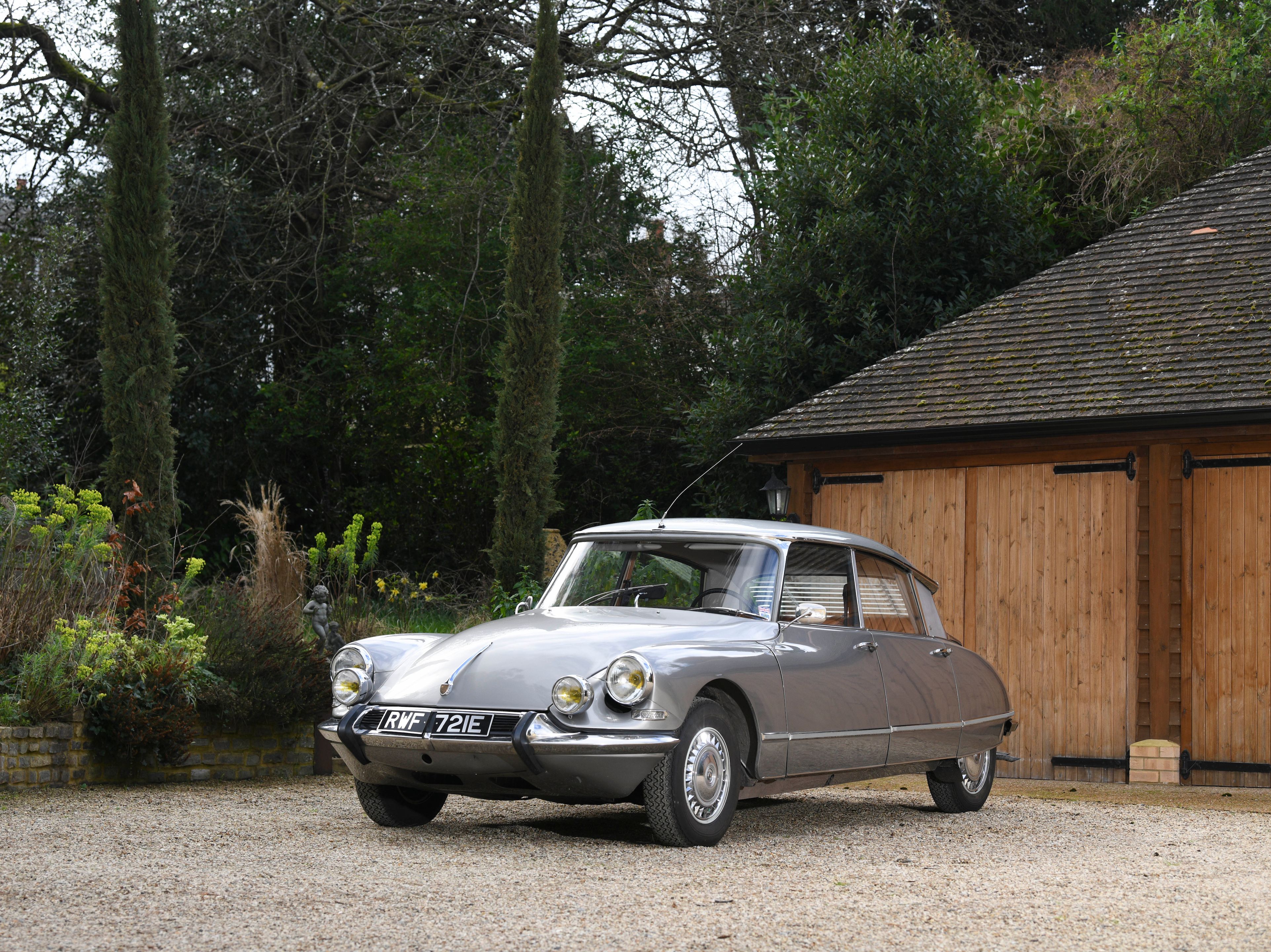 Bonhams Cars : 1967 Citroën DS19 Pallas Saloon Chassis no. 444466S ...
