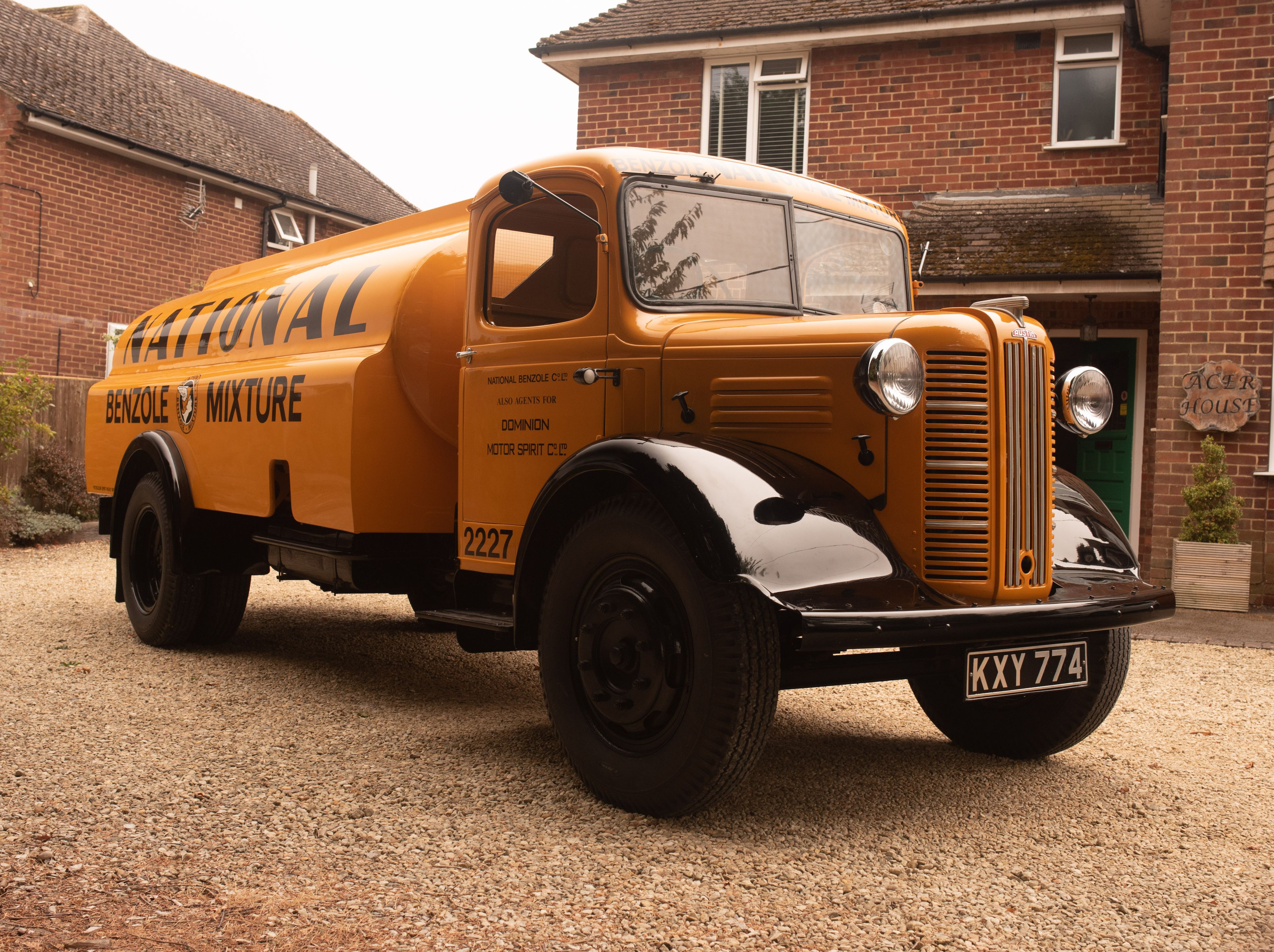 Bonhams Cars : 1950 Austin K4 Petrol Tanker Chassis no. K4VA11714 ...