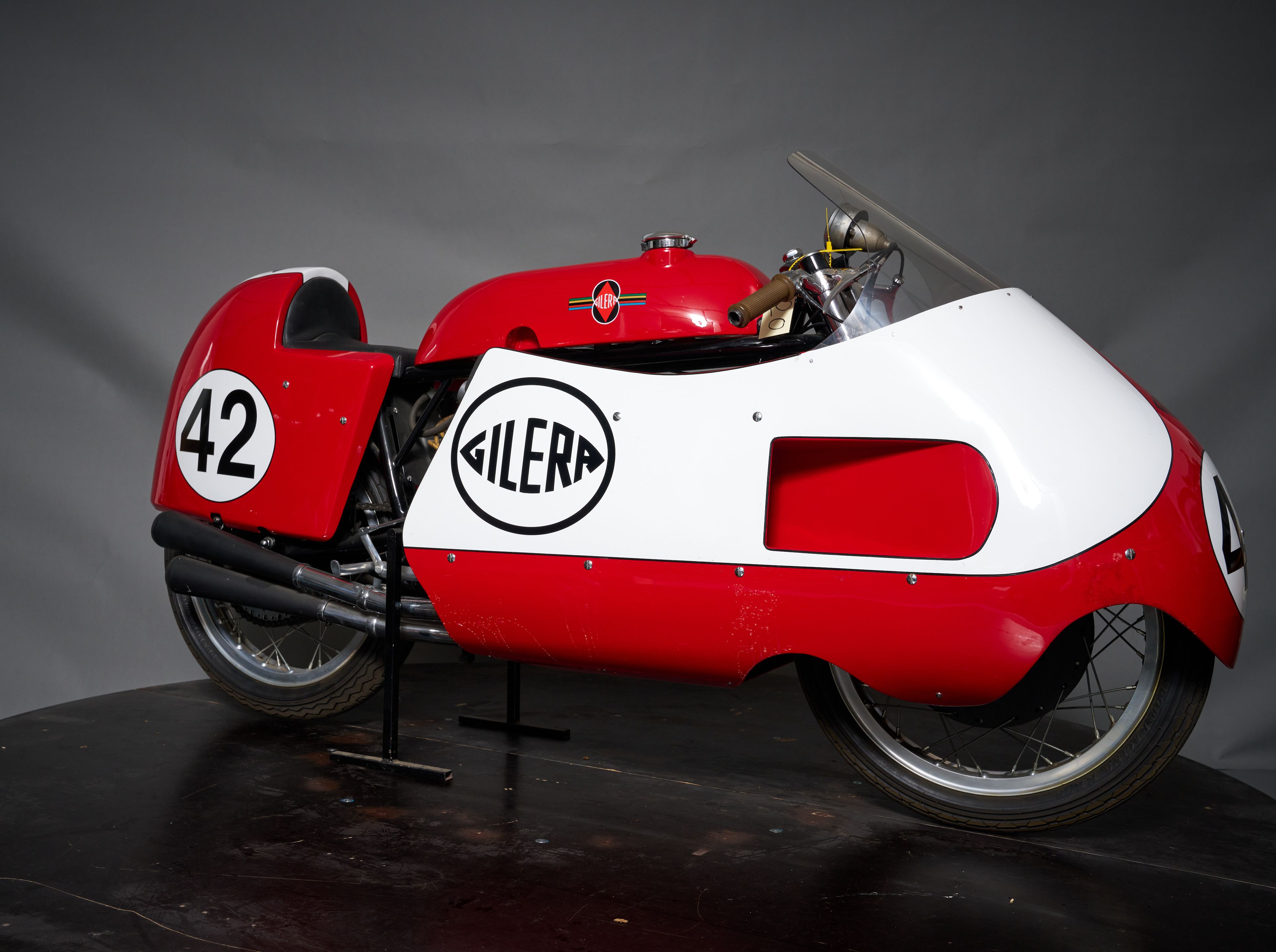 Bonhams Cars : Gilera 500cc Grand Prix Racing Motorcycle Re-creation ...