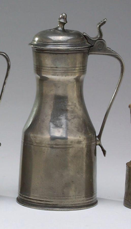 Bonhams : A Scottish crested lidded tappit hen, circa 1800, height 30cm.