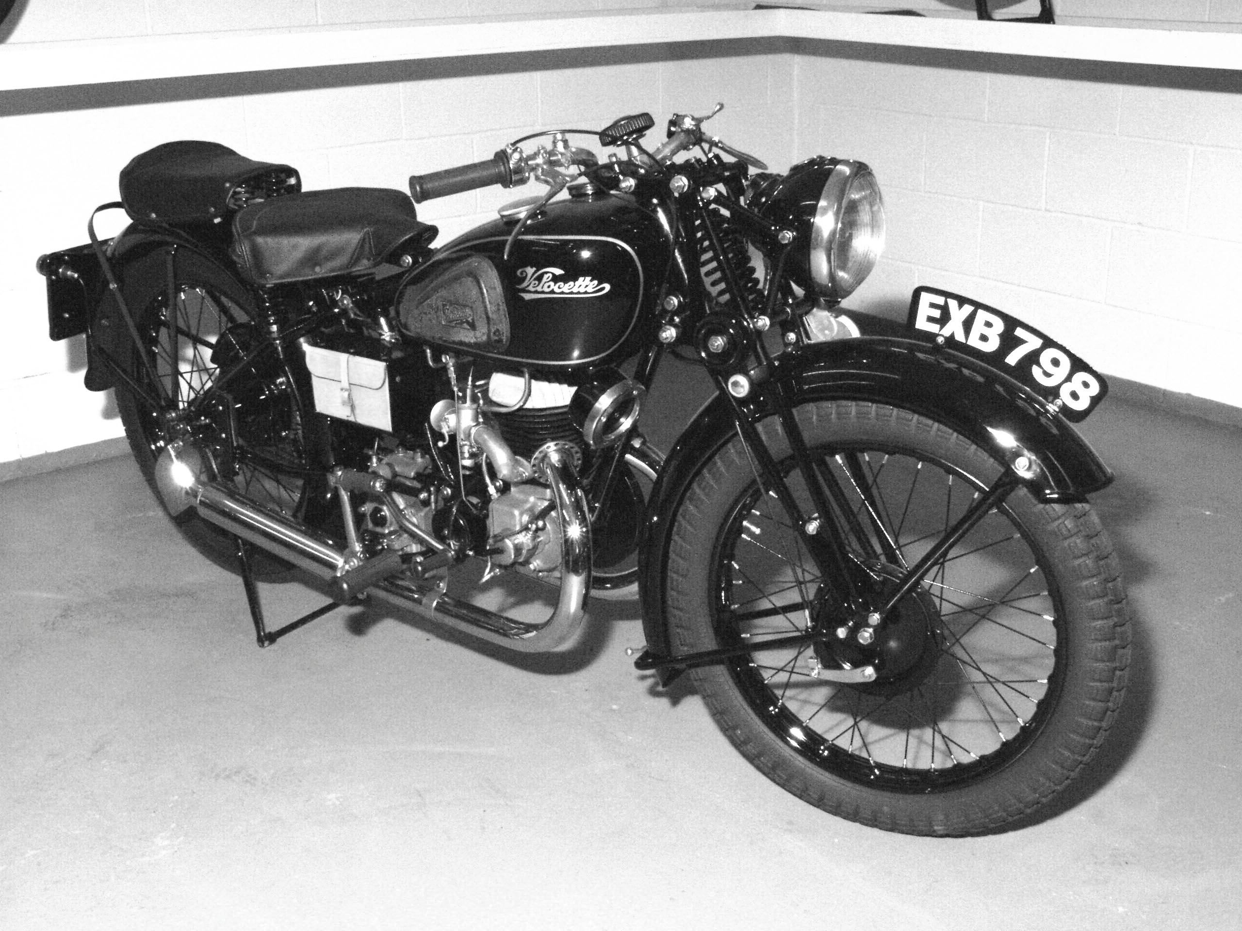 Bonhams Cars : 1938 Velocette 249cc GTP Chassis no. GB 6720 Engine no ...
