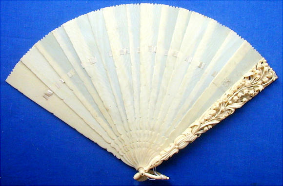 Bonhams A Late 19thearly 20th Century Carved Ivory Brisé Fan