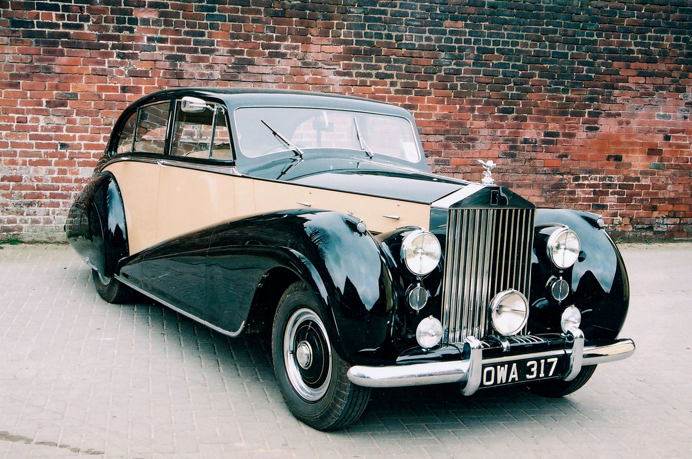 Bonhams Cars : 1951 Rolls-Royce Silver Wraith 4,566cc Saloon Coachwork ...