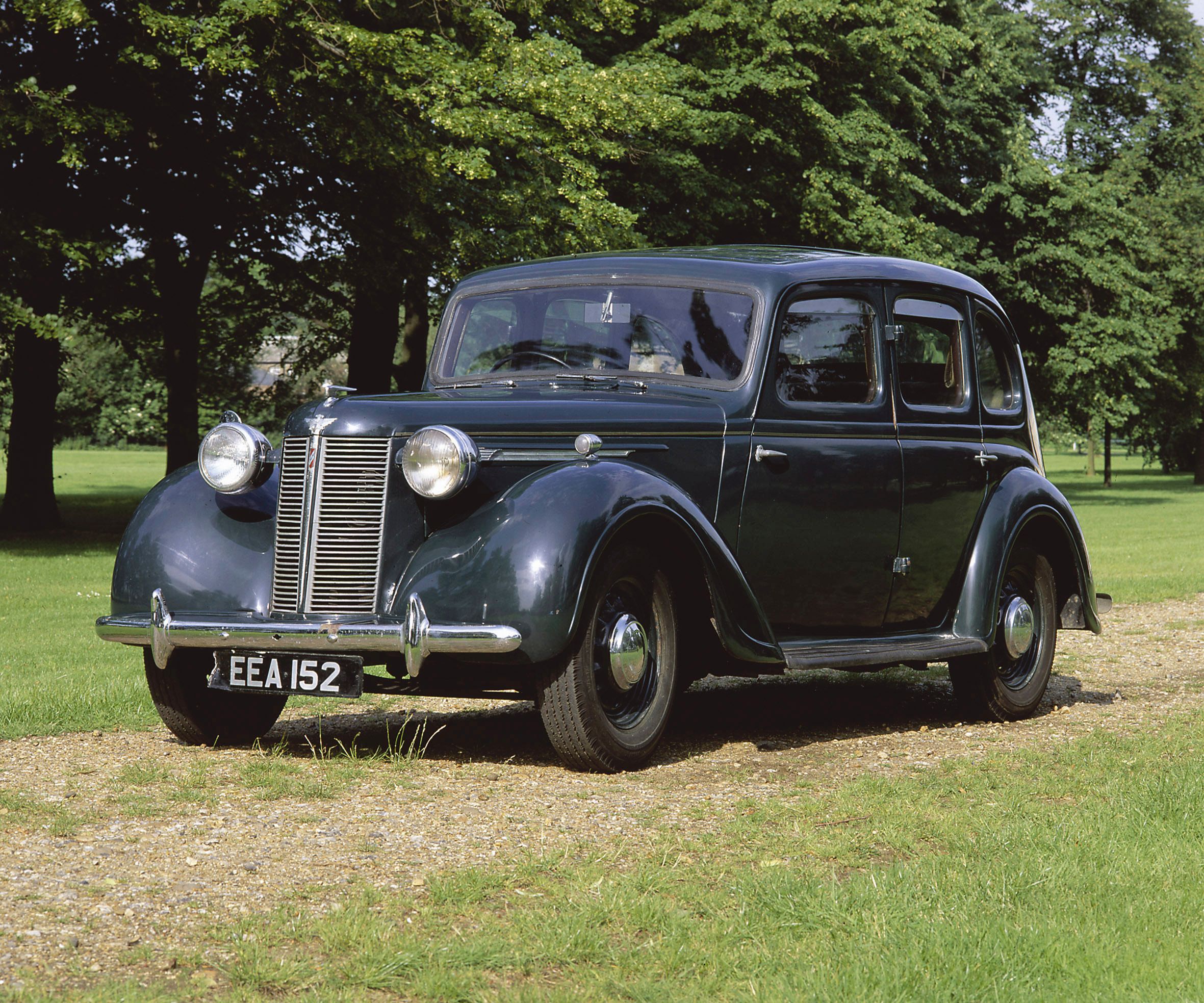 Bonhams Cars : 1948 Austin 16hp Saloon Chassis no. BS1/30499 Engine no. B2R/2963X