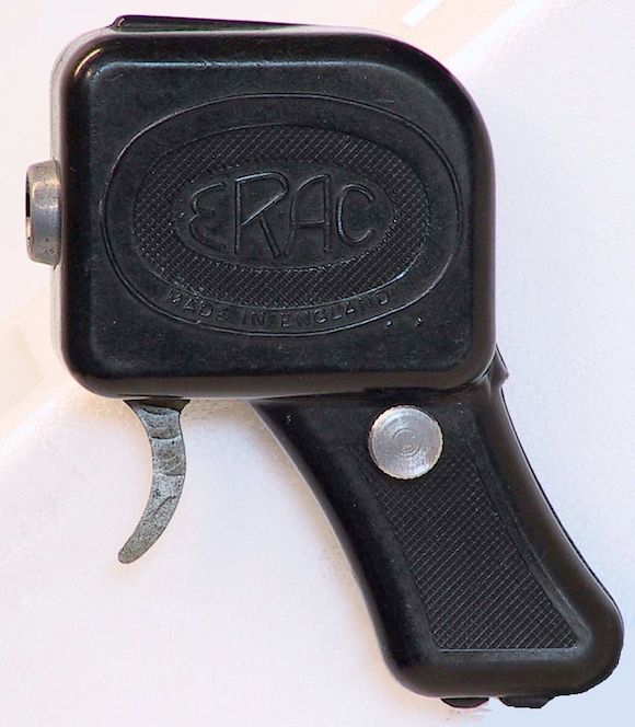 Bonhams : Erac Pistol Camera,
