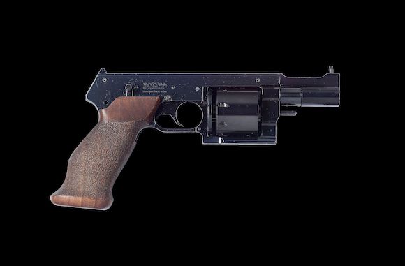Bonhams : AN UNUSUAL MATEBA .38 D.A. REVOLVER, NO. 000078 In its ...