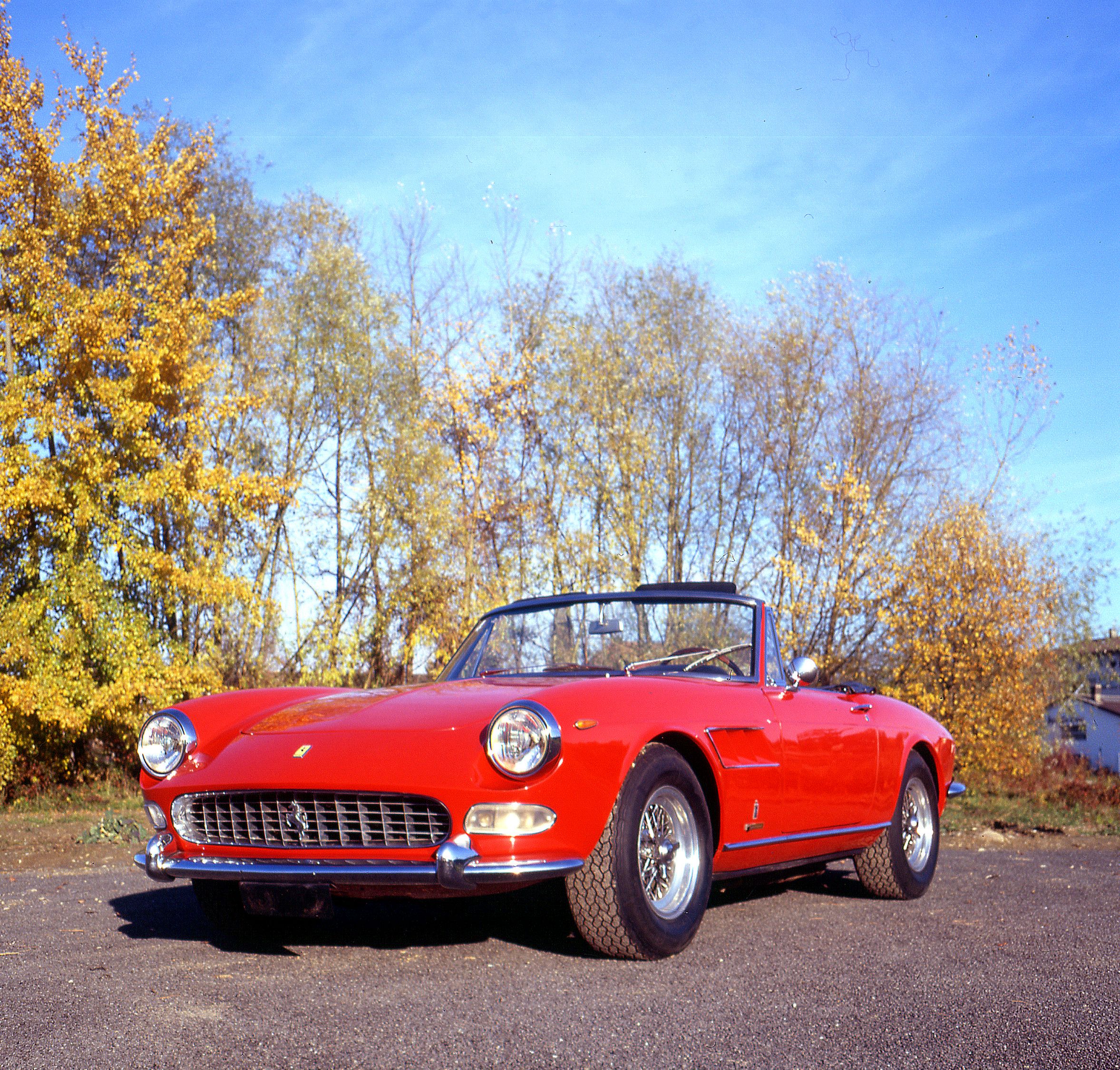 1965 Ferrari 275GTS Spyder Coachwork by Pininfarina Chassis no. 07841 ...
