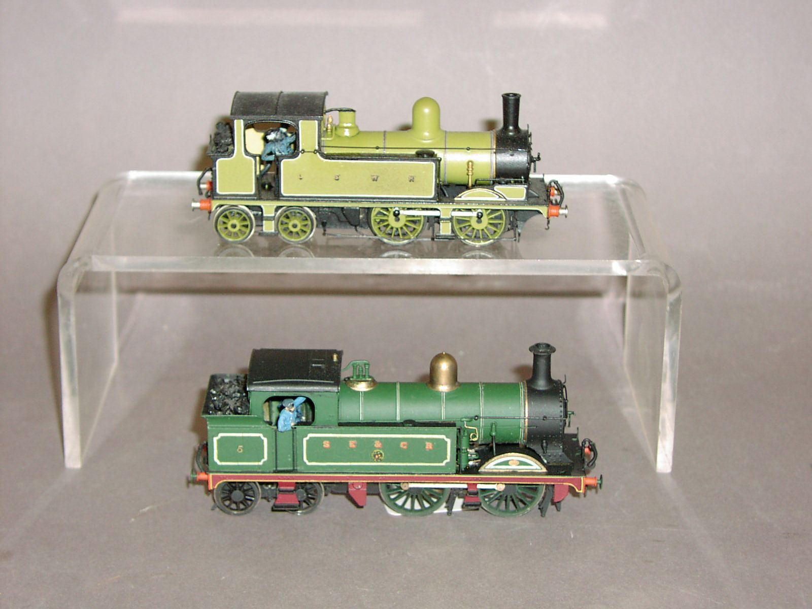 LSWR tank engine in light green lined - Auktionen & Preisarchiv