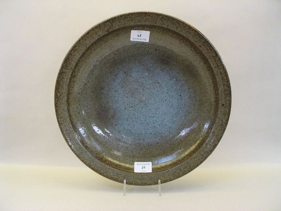 Bonhams : Ray Finch A Winchcombe Pottery stoneware dish, 33.5cm diameter.