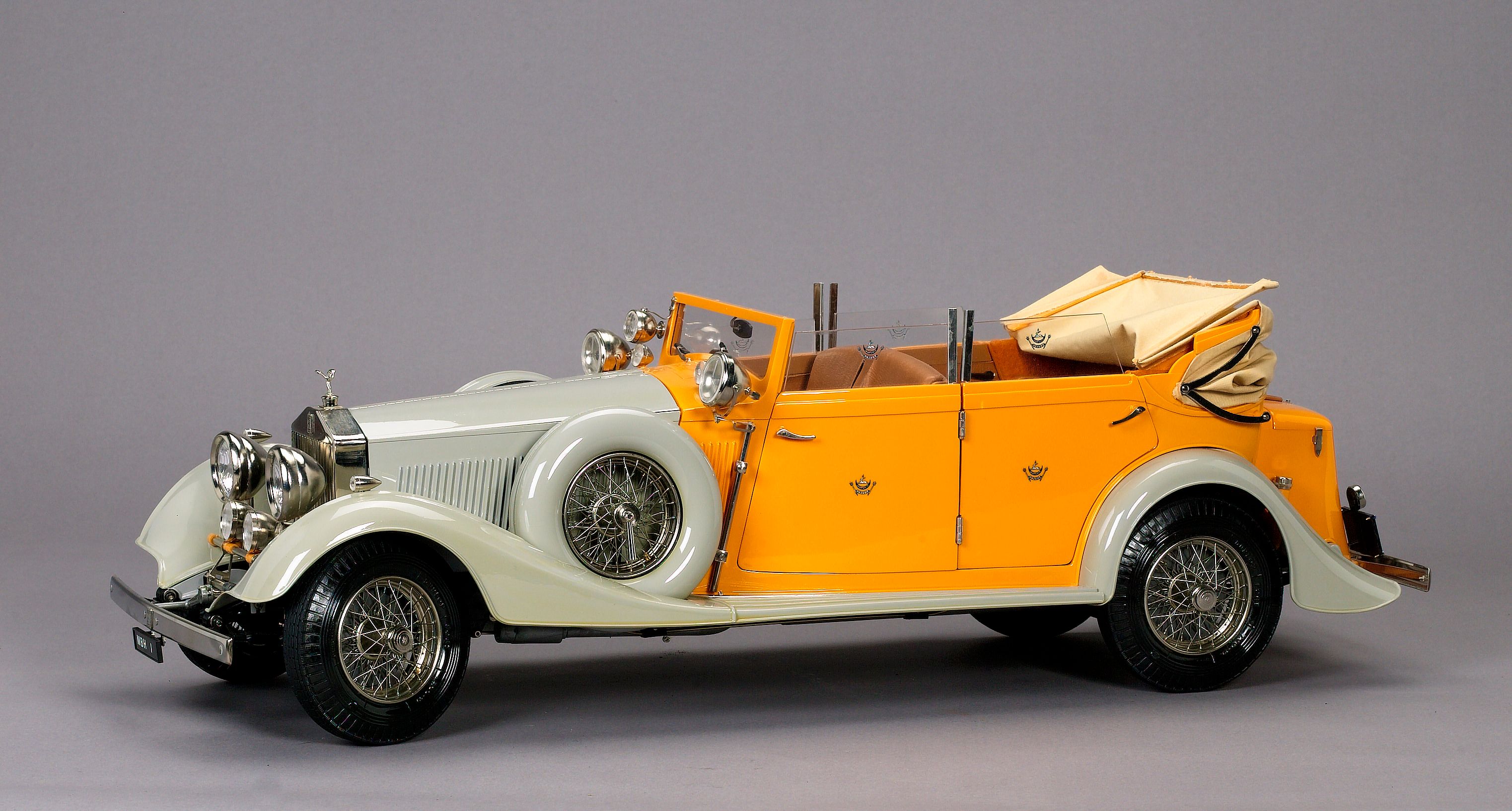 Bonhams Cars : A Pocher kit model of a 1934 Rolls-Royce Phantom II,