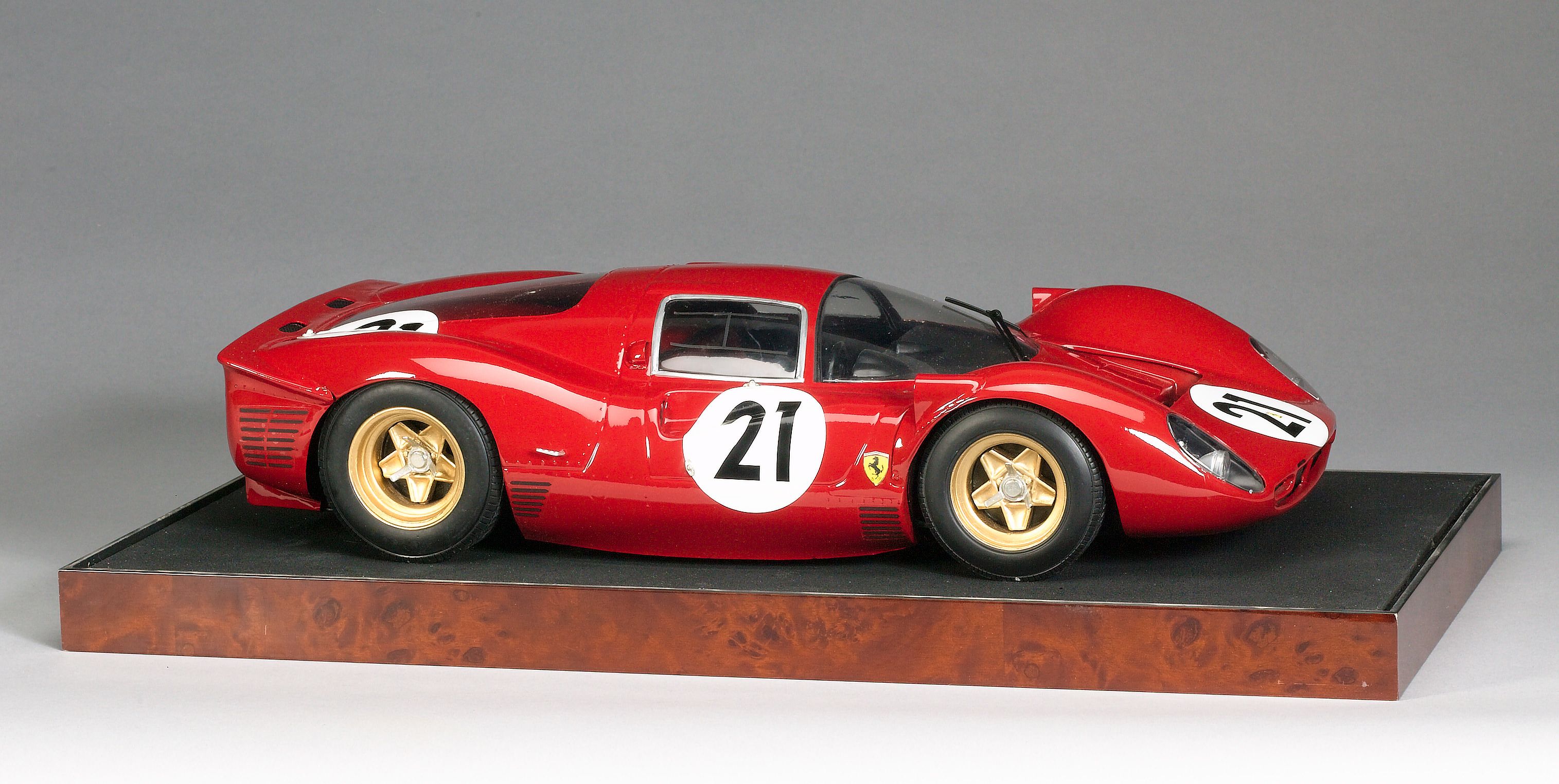 Bonhams Cars : A handbuilt 1:8 scale model of a Ferrari 330 P3 by Javan ...