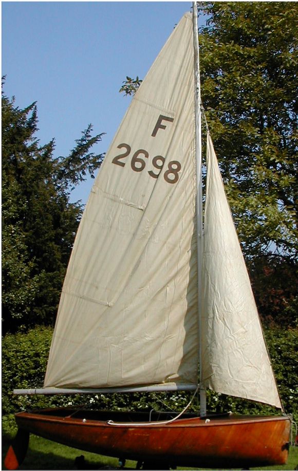 Bonhams : A Firefly Sailing Dinghy F2698
